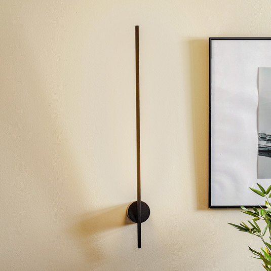 Shanghai LED wall light, one-bulb 4,000 K black | Lights.co.uk
