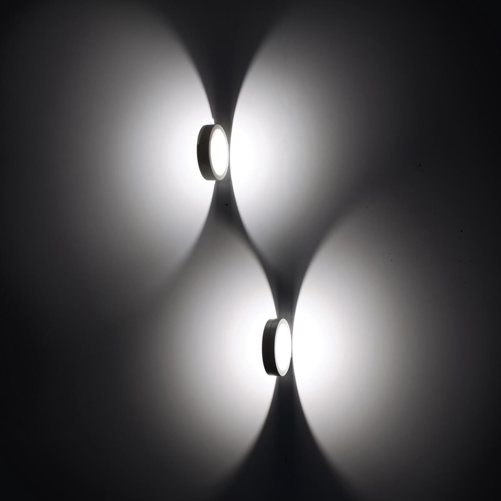 Applique di design Assolo con LED dimmerabili | Lampade.it Applique di design Assolo con LED dimmerabili | Lampade.it