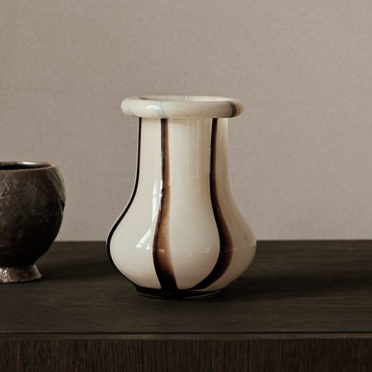 ferm LIVING Riban vase, beige, 15 cm, glass, mouth-blown | Lights.co.uk