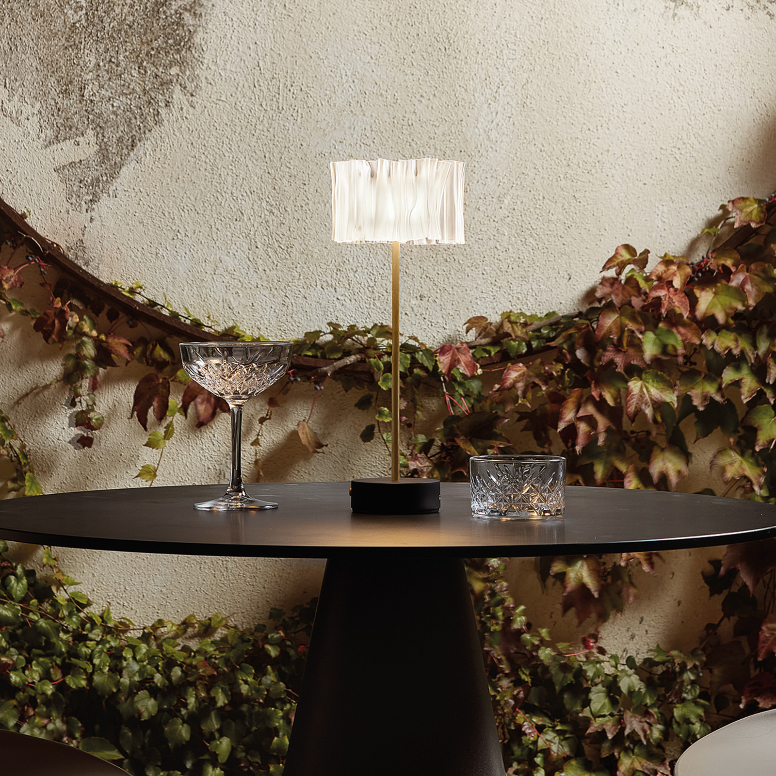 Slamp Accordéon Battery table lamp prism/black | Lights.co.uk