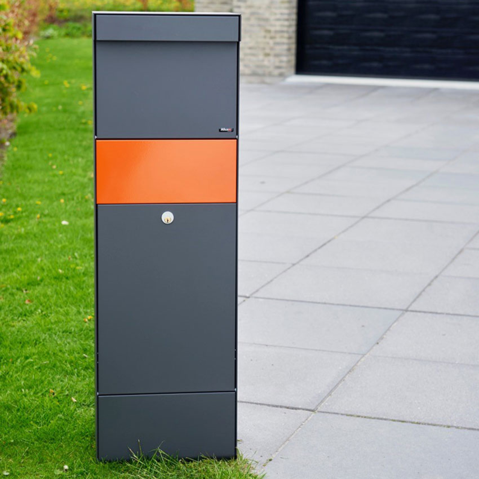 Stand letterbox Parcel anthracite | Lights.co.uk