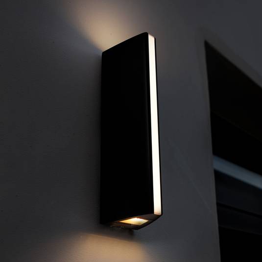 Leo LED outdoor wall light, up/downlight, black | Lights.co.uk