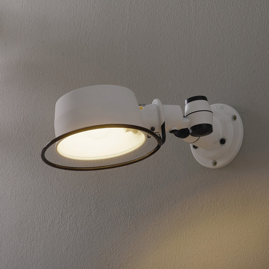 Jieldé Lak L1000 articulated wall light matt white | Lights.co.uk