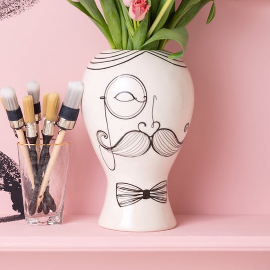 KARE Favola Men vase, height 30 cm, ceramic, black/white | Lights.co.uk