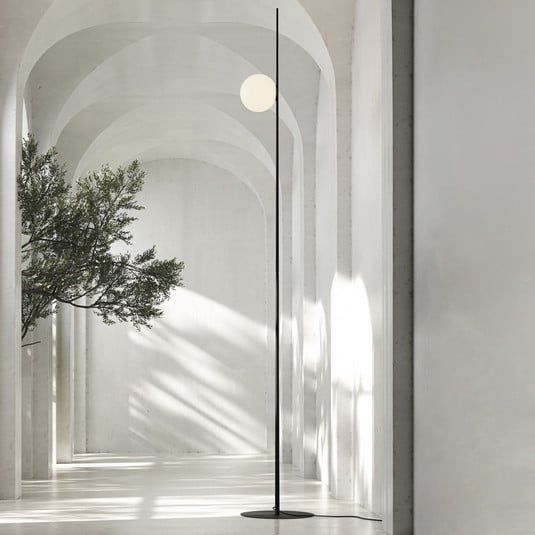 Karman Stehleuchte Atmosphere, schwarz, 178 cm, Kunststoff | Lampenwelt.de